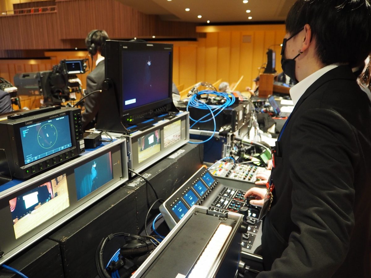 TOHO GAKUEN Uses URSA Broadcast G2 and ATEM Switcher for Live ...